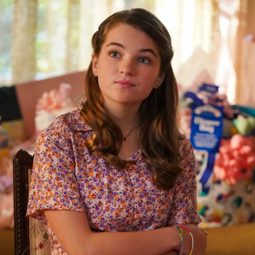 Raegan Revord: Young Sheldon Star, Career & Rising Fame - Tushstories